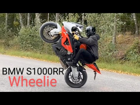 BMW S1000RR Wheelie - YouTube