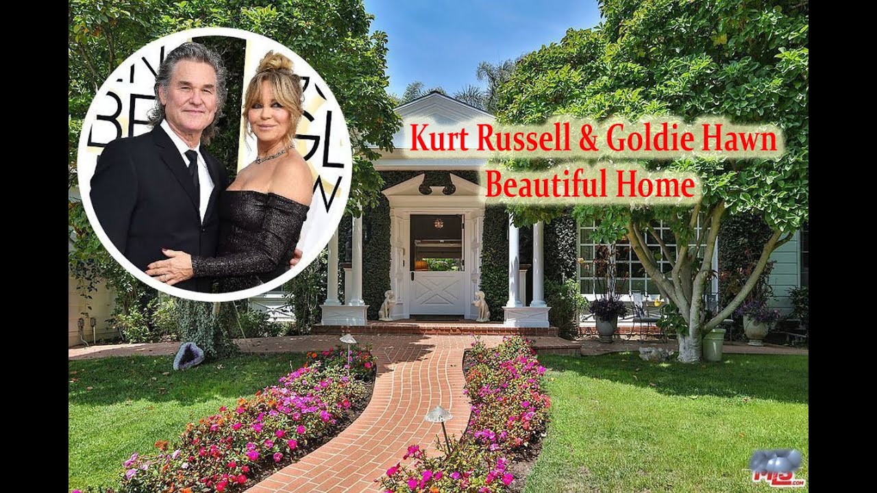 Goldie Hawn Aspen Home Goldie Hawn, Kurt Russell Wear Cowboy Hats In
