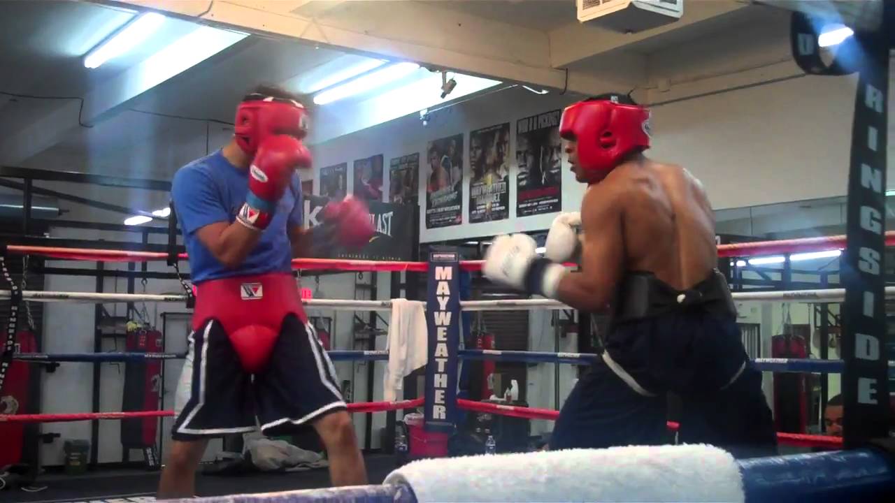 We At The Mayweather Boxing Gym Just Kickin It 3 - YouTube