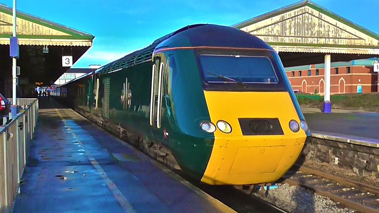 GWR Green HST 43188 + 43187 Departs Newton Abbot On Platform 3 For ...