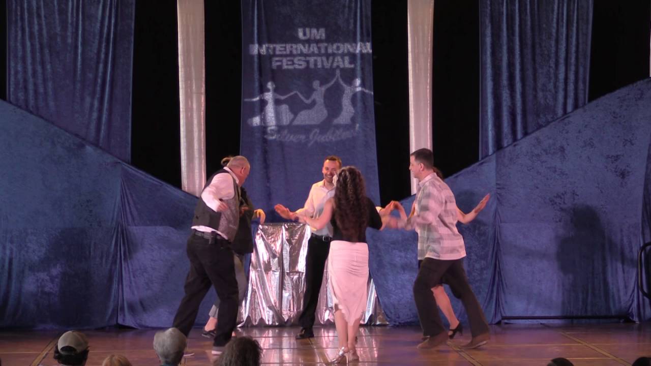 14. Salsa and Casino Rueda - Downtown Dance Collective - YouTube