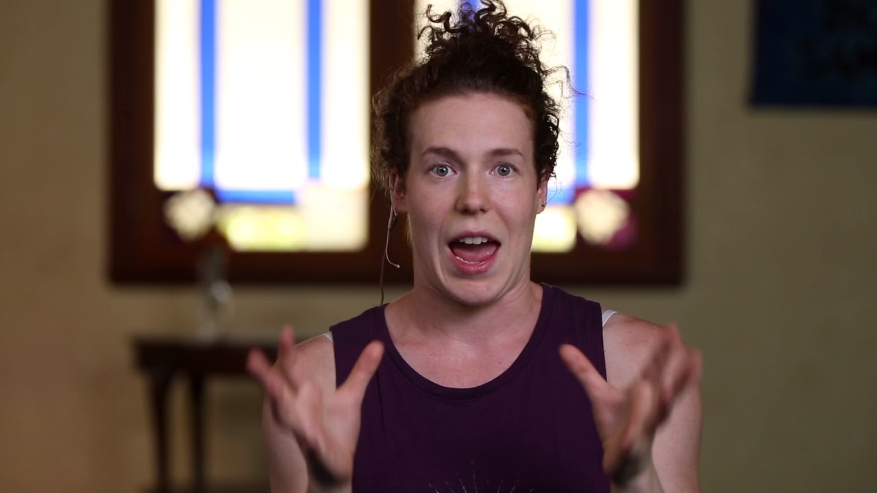 Zoe - Ananda Yoga Teacher Training Testimonial - YouTube