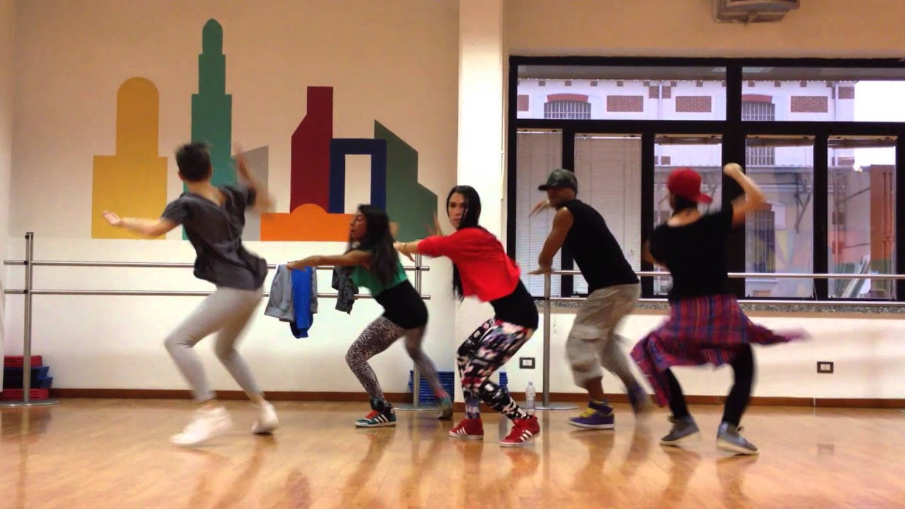 Dancehall Stage - Coreography Lil Cri - YouTube