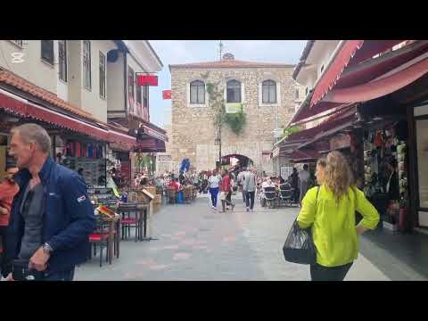 Kuşadası gözünü dikti: Aynı gün 5 binden fazla turist geldi
