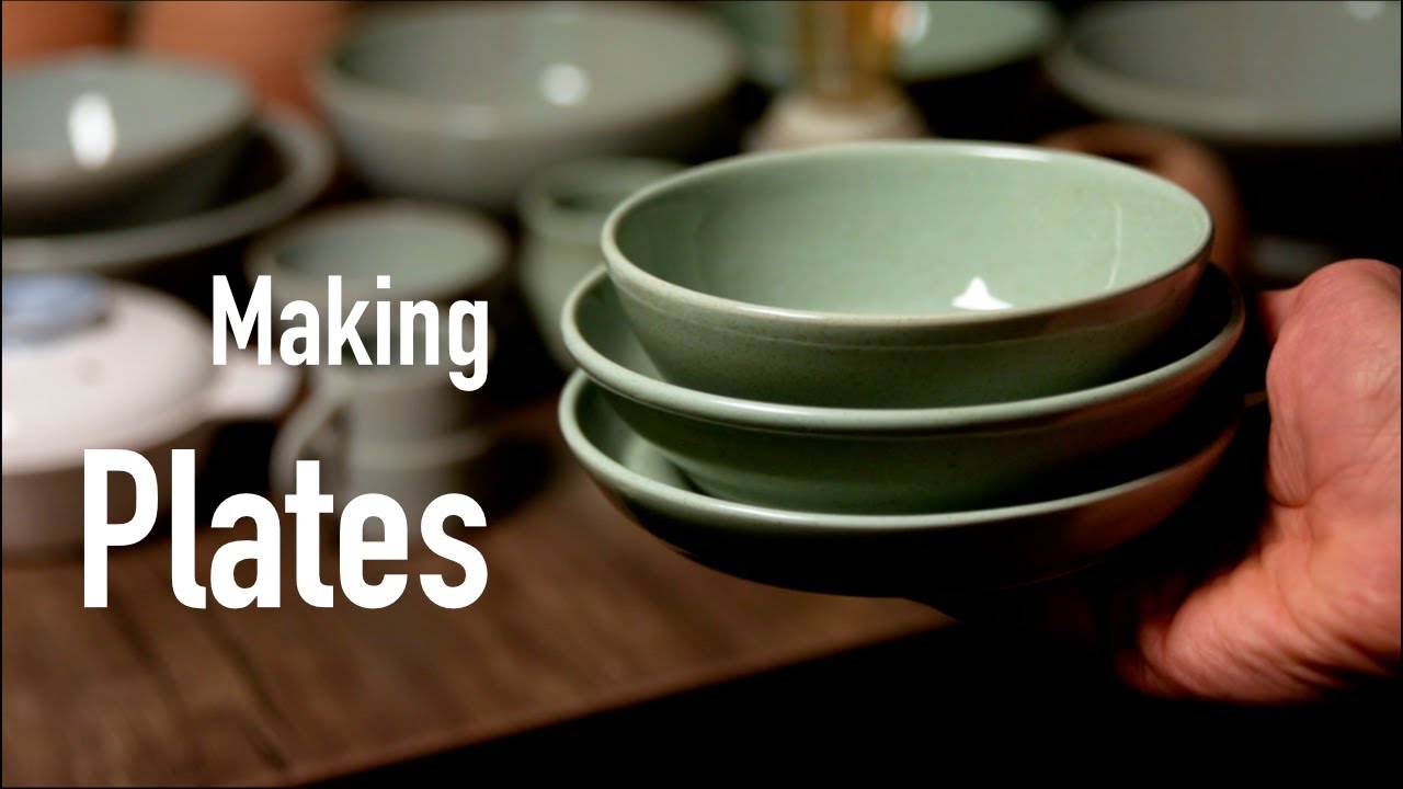 Making Pottery Plates. - YouTube