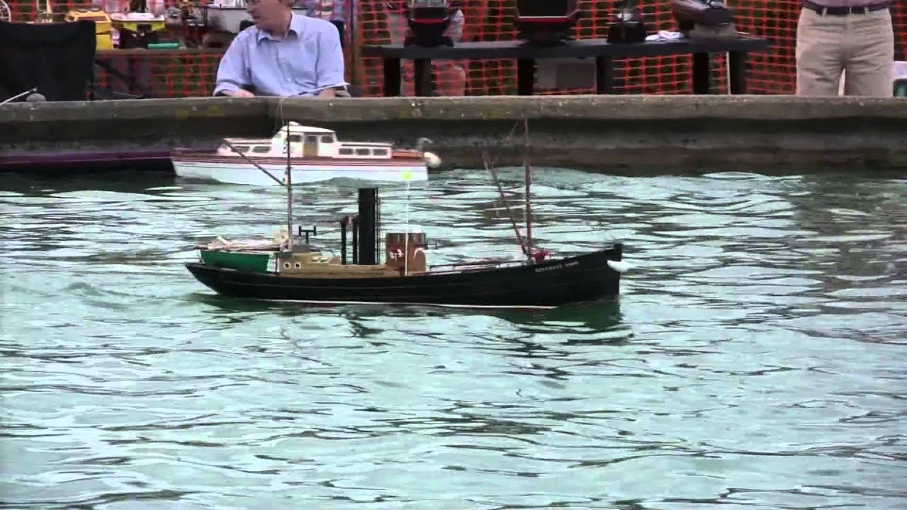 Model Boats at Sheringham Carnival 2010 - YouTube