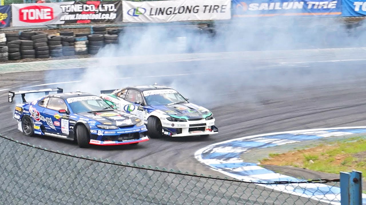 THE PROS GO AT IT! - D1GP AT EBISU CIRCUIT! - YouTube