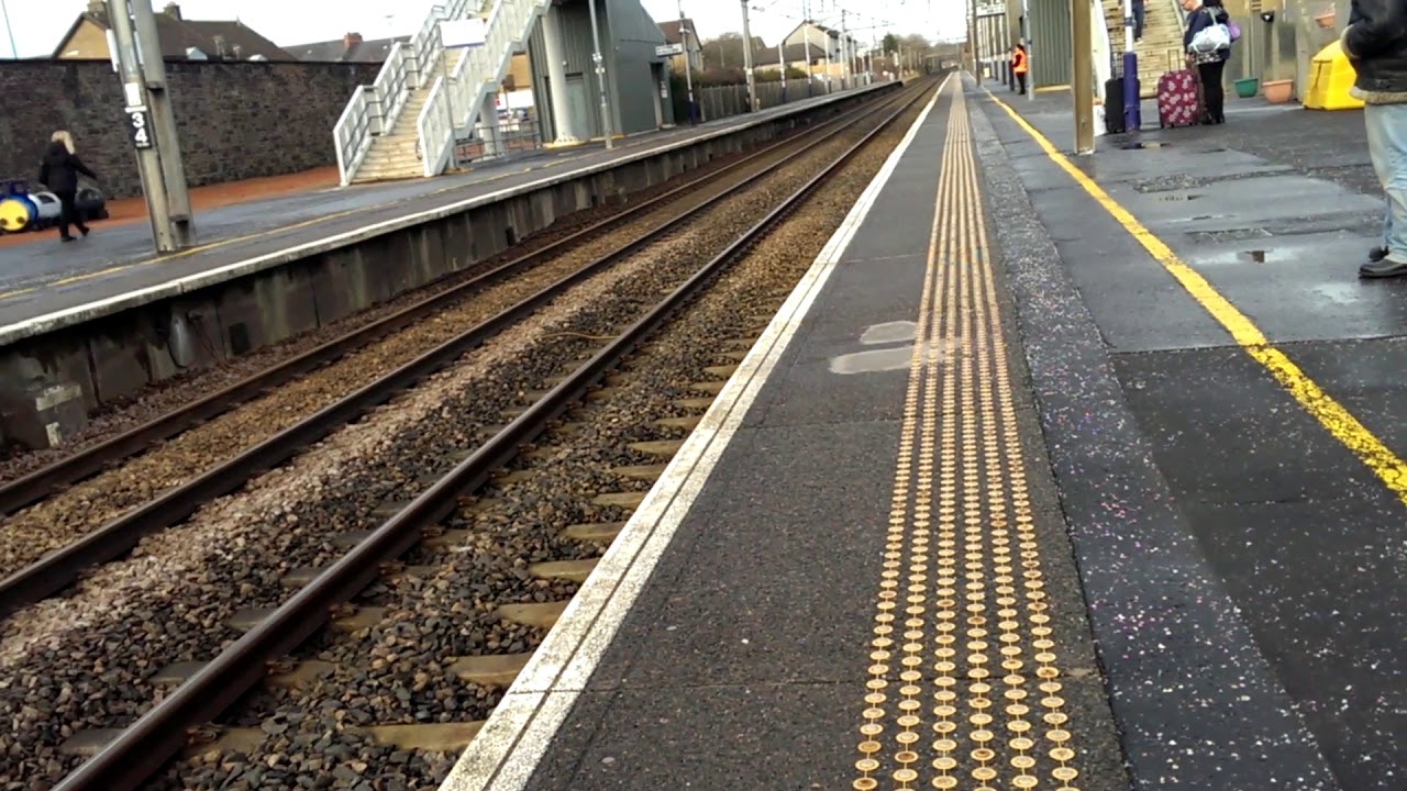 A little bit of trains at Lockerbie train station - YouTube