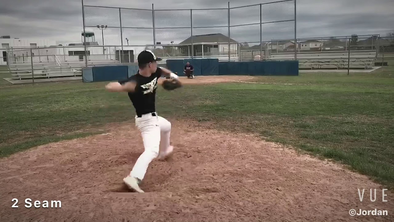 Jordan Bullock Pitching - YouTube