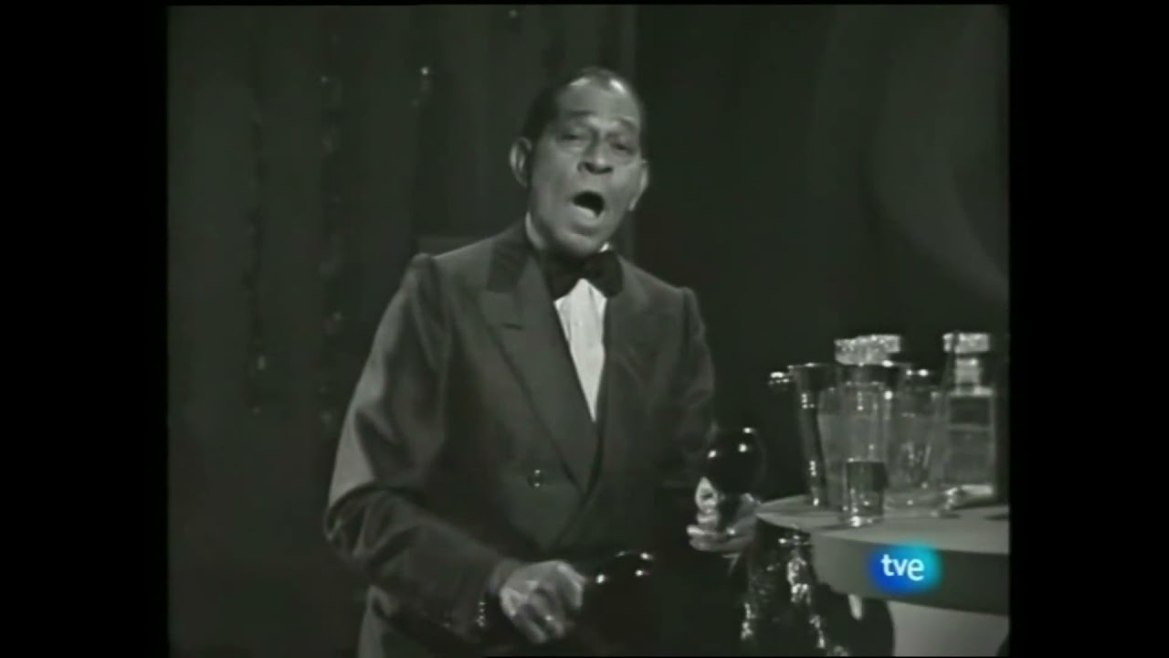 Antonio Machín angelitos negros (TVE), - YouTube