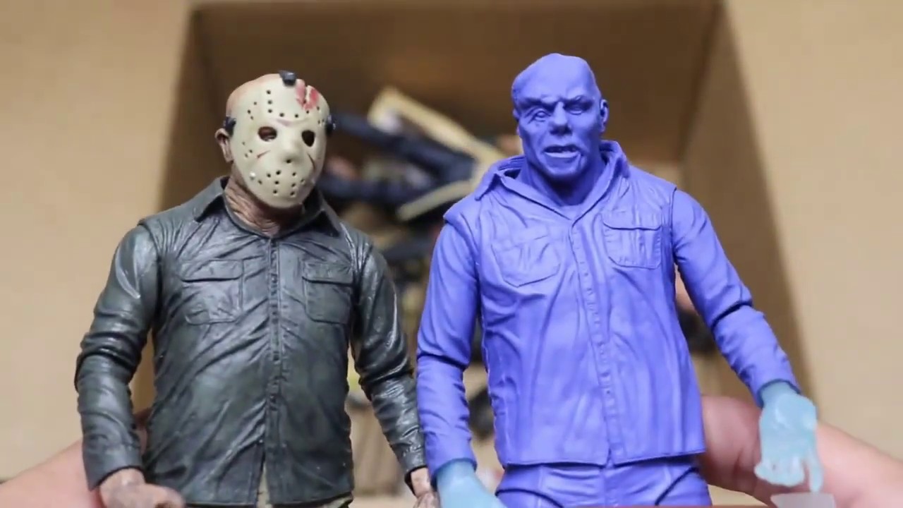 Horrible Scale Dolls | Large-scale horror movie dolls - YouTube