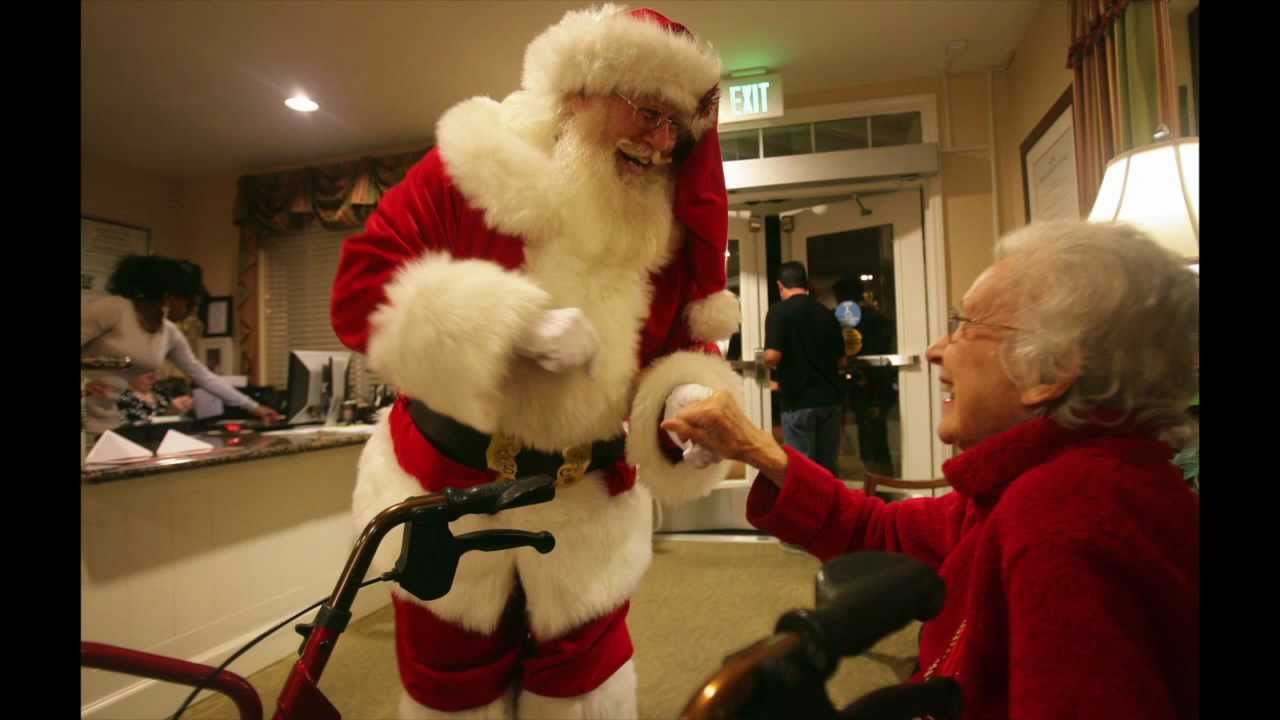 Meet the Official Santa for the Hollywood Christmas Parade - YouTube