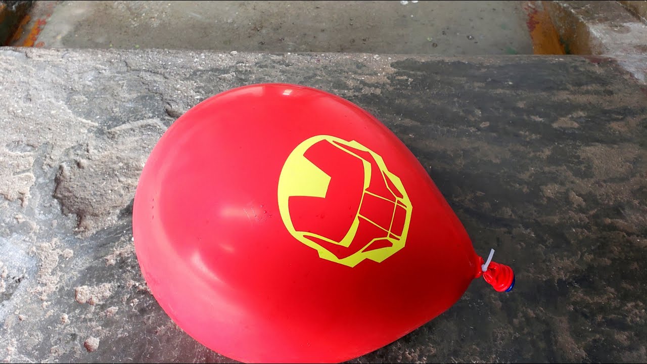 Balloons Breaking (Satisfying and Relaxing) - YouTube