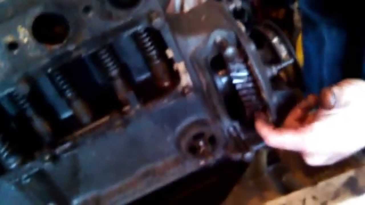 Chewed up timing gear on the Model A - YouTube
