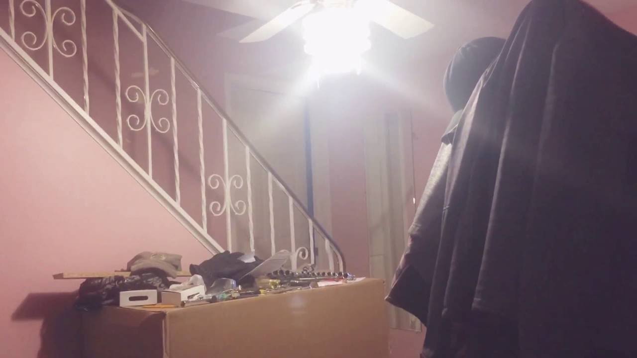 Paranormal activité/activity paranormal/ghost/ haunted housse/ maison ...