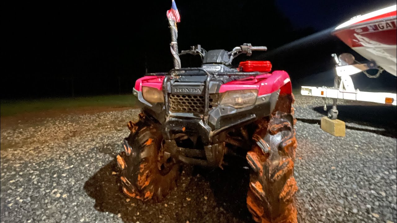 first time mudding on my new 2016 honda 420 !!! - YouTube