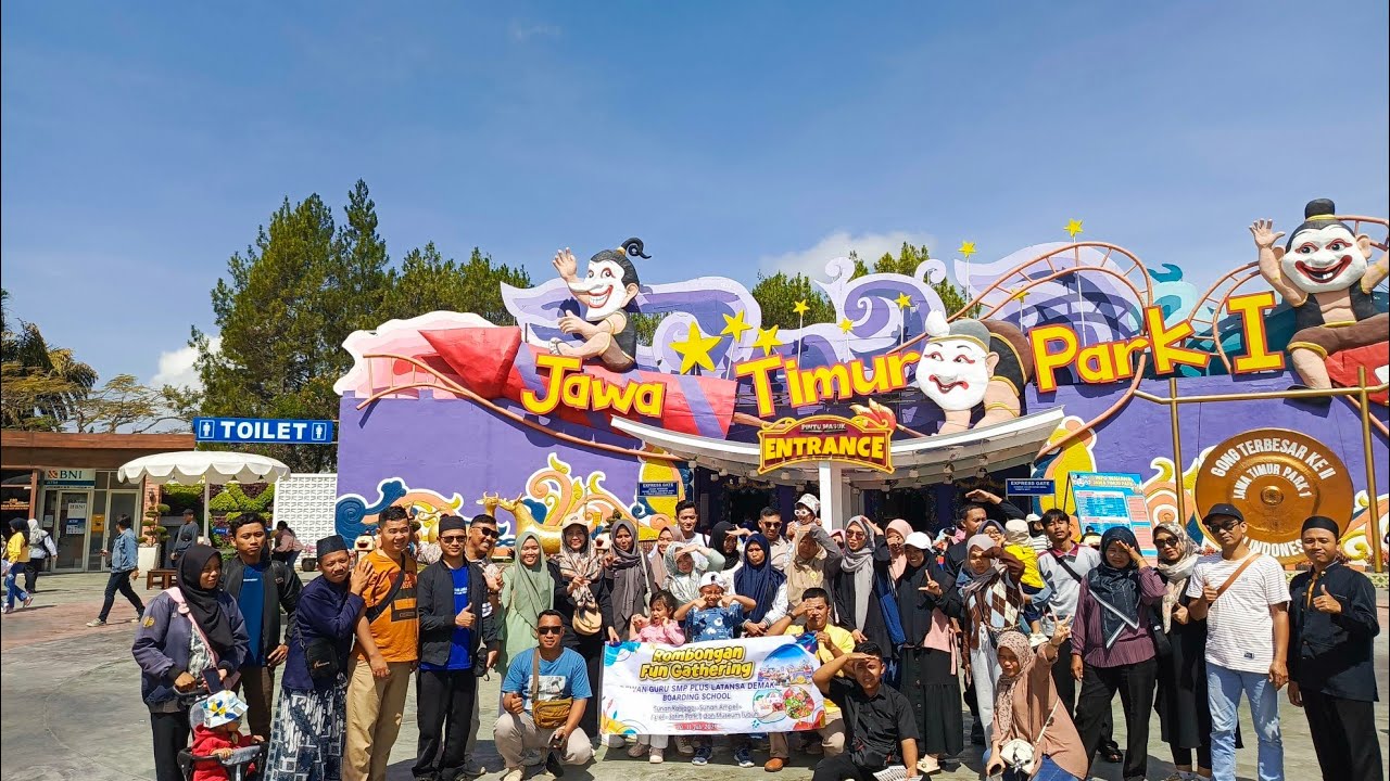 Fun Gathering Dewan Guru SMP Plus Latansa Demak 2024 - YouTube