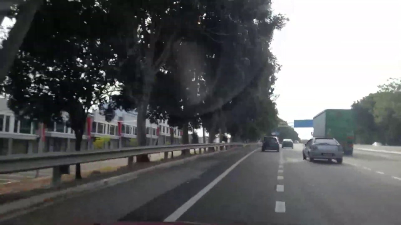 Dashcam Video on Lebuhraya SPA to Tesco Cheng - YouTube