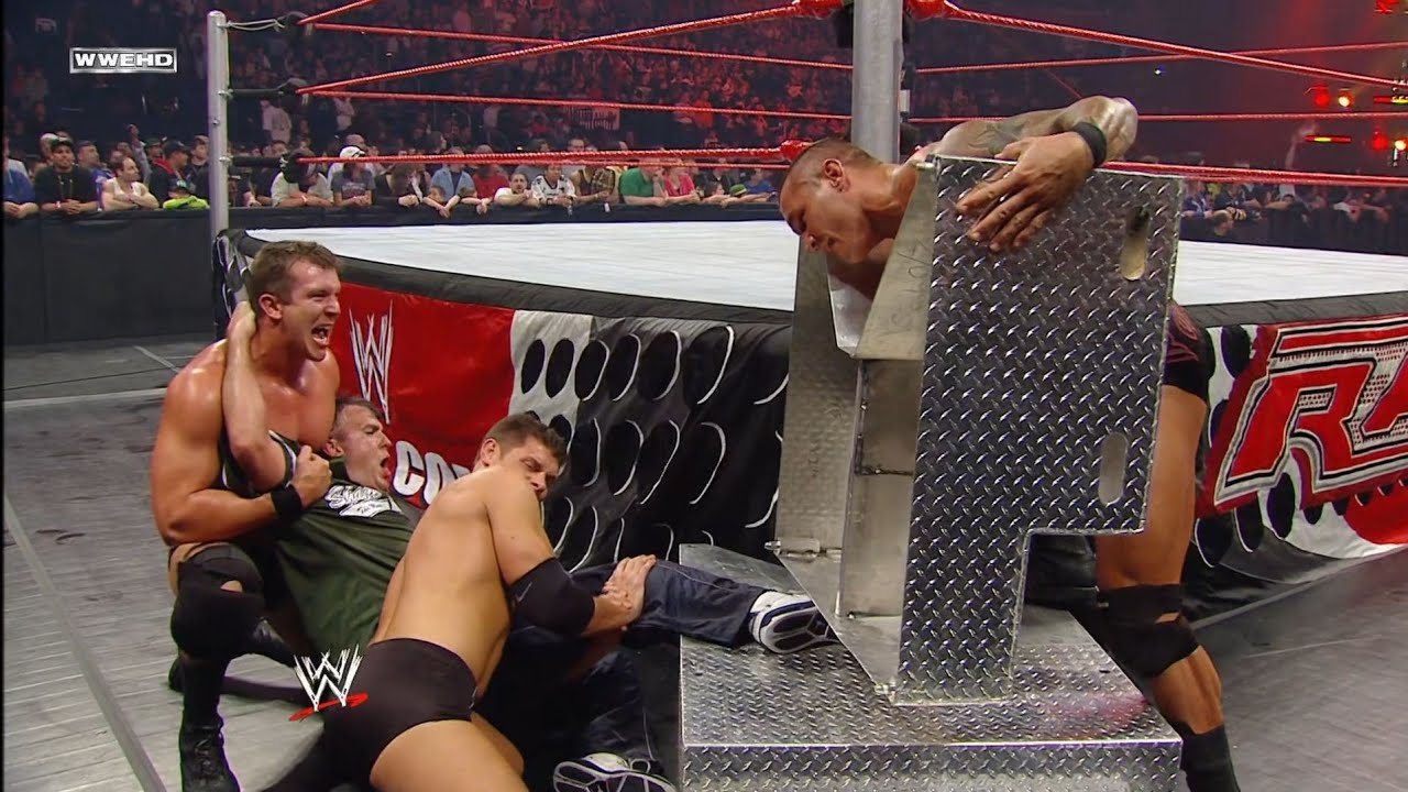 Shane McMahon vs Randy Orton, Cody Rhodes & Ted Dibiase — Handicap ...