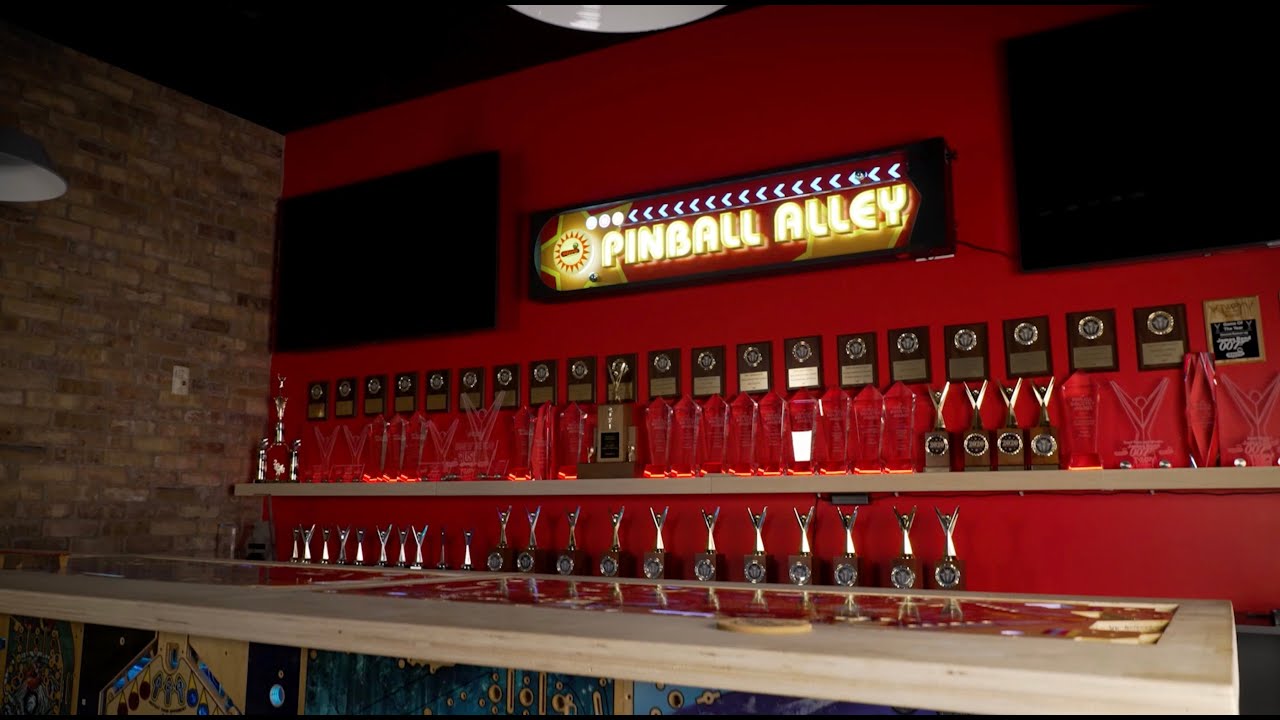 Stern's Pinball Alley - YouTube