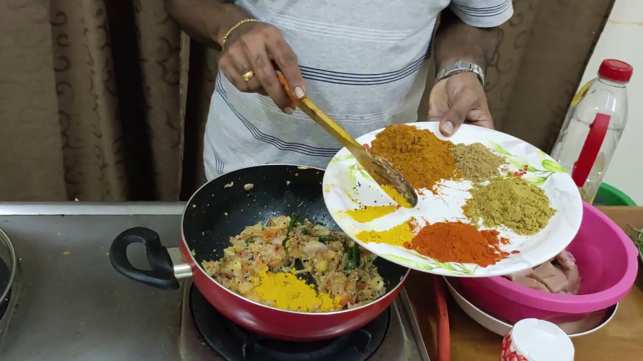 NAADAN CHICKEN CURRY - YouTube