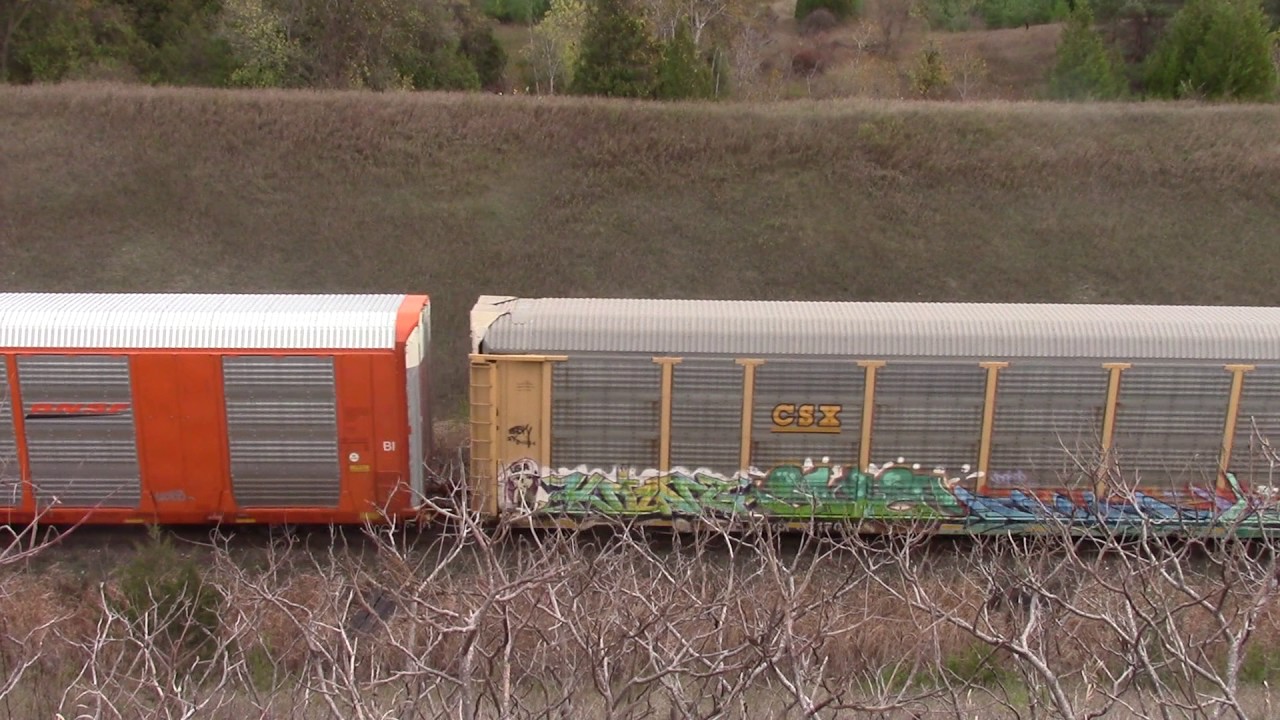 CN 371 FEMA(Autorack) train at Beare. - YouTube