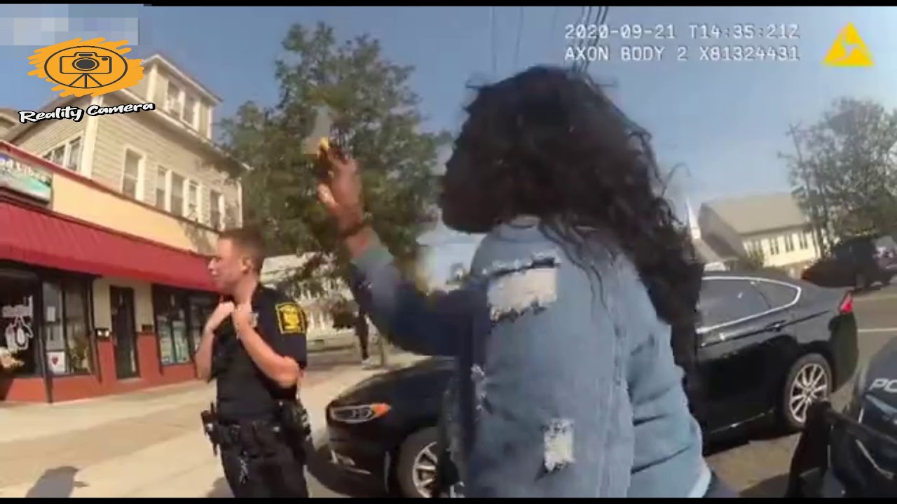 Police bodycam intense arrest 2020 - YouTube