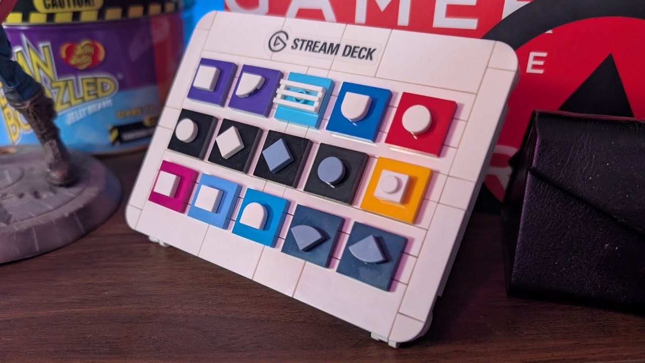 A Lego Stream Deck? | Building My Elgato Holiday Gift! - YouTube