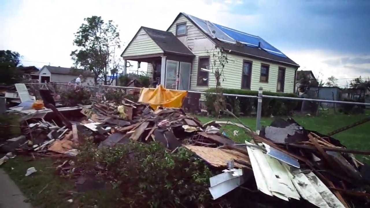 Walking Through Northridge (Part 2) - YouTube