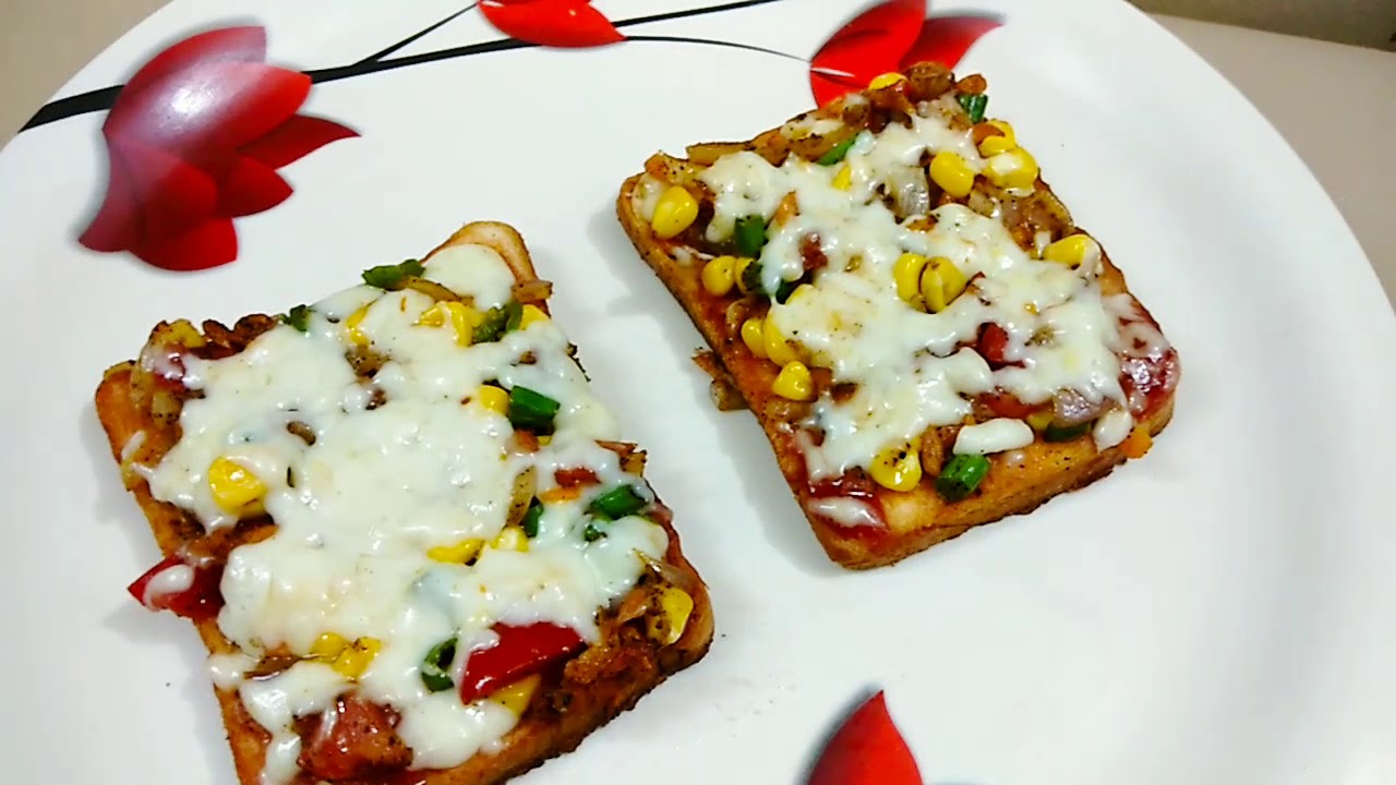Bread pizza🍕 | corn bread pizza | mozzarella bread pizza - YouTube
