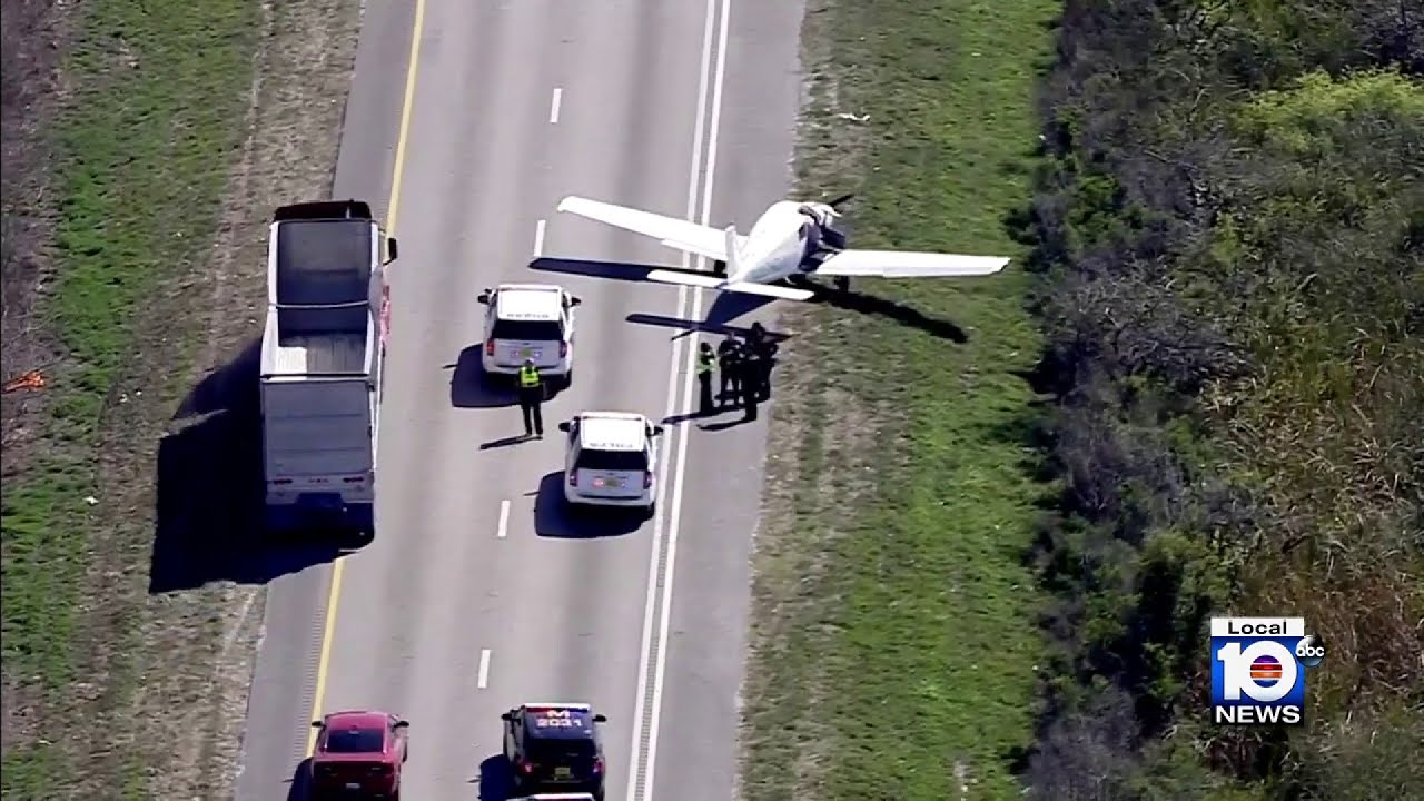 Plane makes emergency landing on US 27 - YouTube
