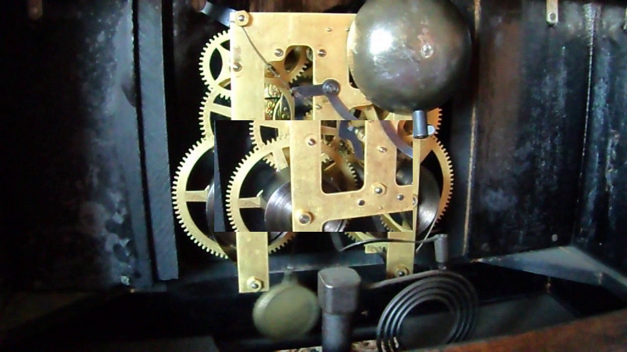 6 Pillar 8 Hour Ingraham Mantel Clock - YouTube