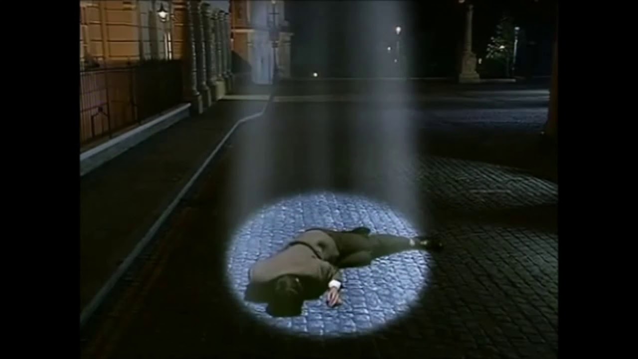 Mr Bean falls out of the sky and dies - YouTube