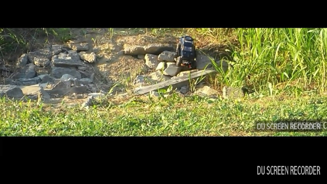 RC CRAWLING WITH BRO HAWK 4X4 RC CRAWLERS XTREME BACK YARD CRAWLING ...