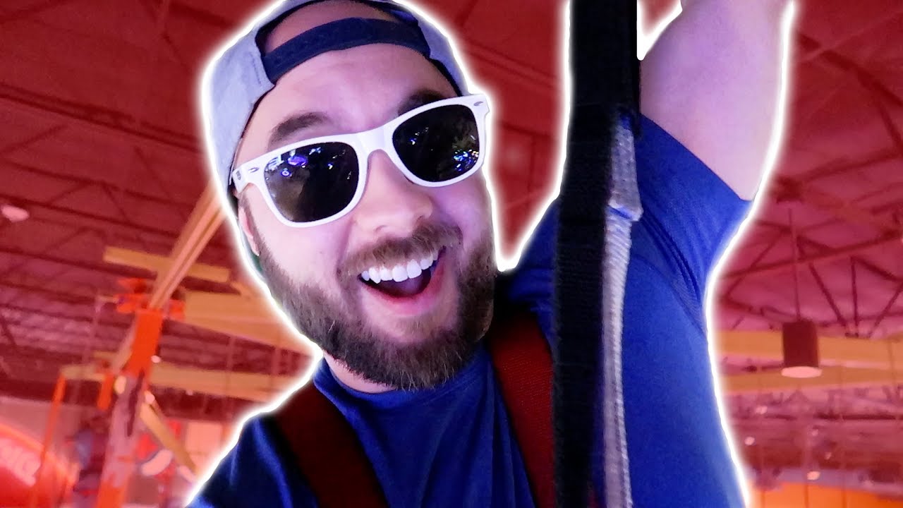 I ALMOST FELL FROM THE GRAVITY ROPES AT MAIN EVENT! **200 celebration ...