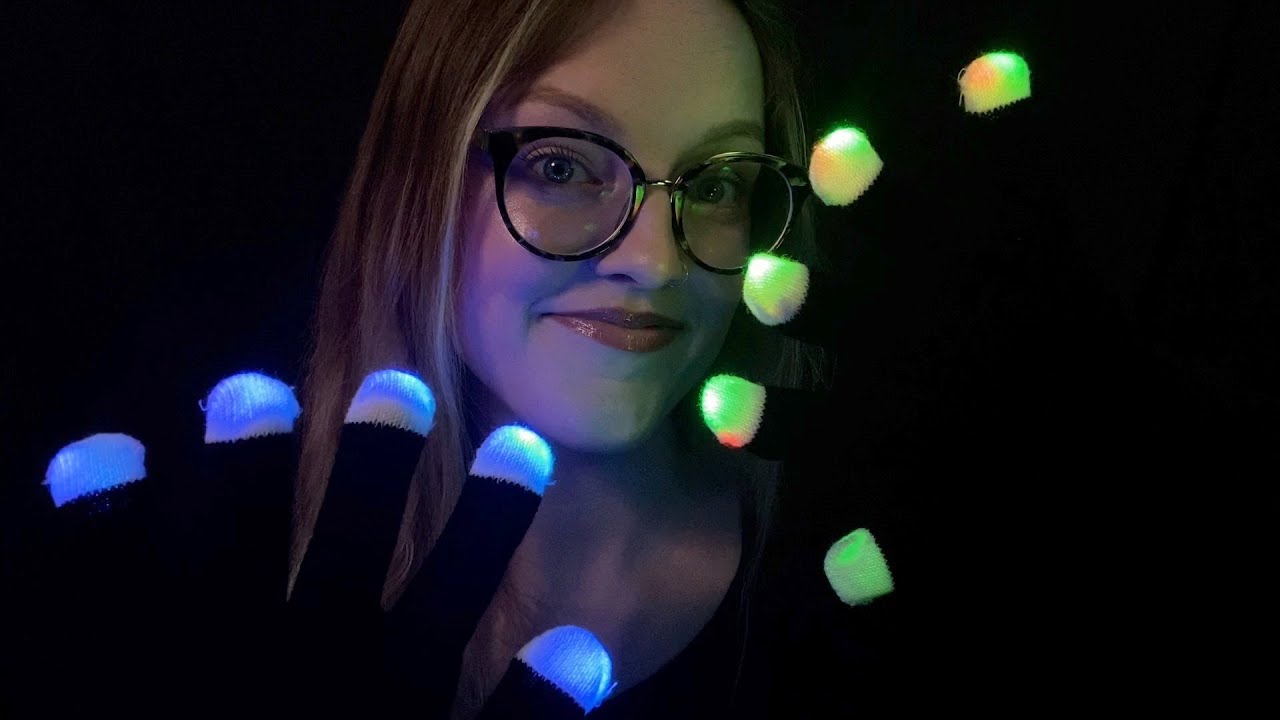 ASMR - Lighted Hand Movements & Tongue Clicking - mouth sounds, LED ...