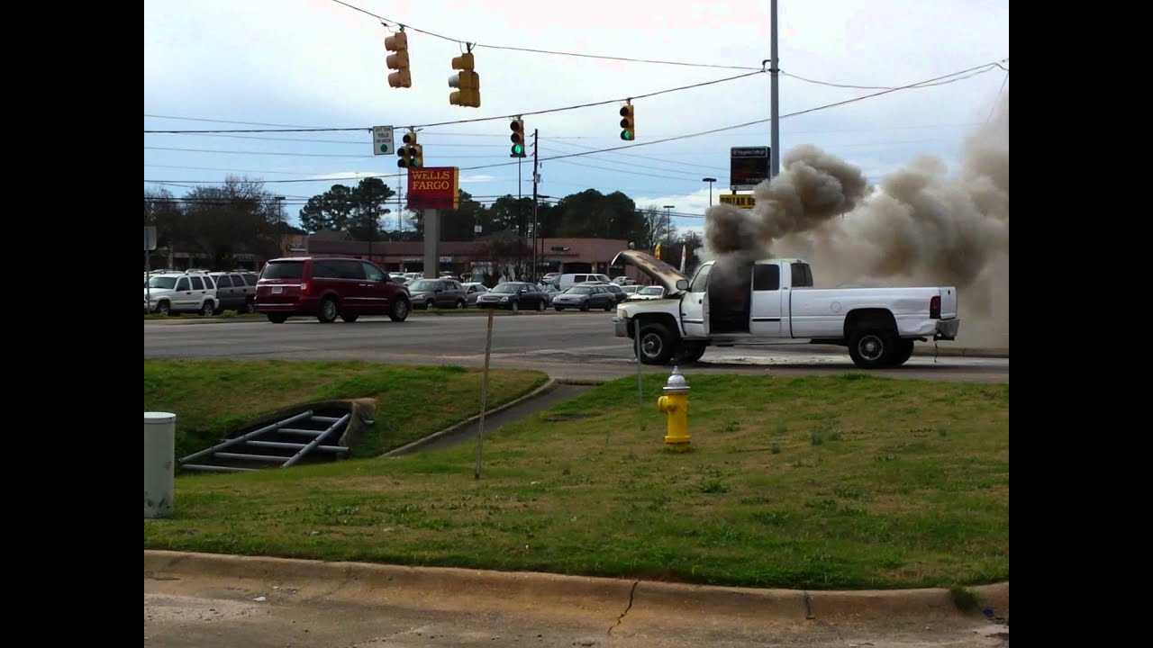 Truck on fire in Montgomery, Alabama - YouTube