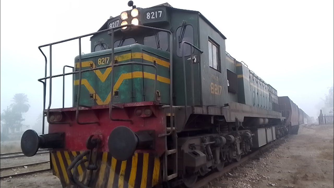 Rebuited Locomotive of Pakistan Railway||Hgmu 30 8217||At Sanawan ...