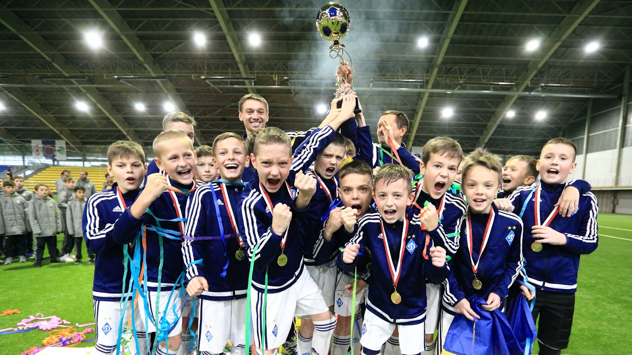 AC Milan - Dinamo Minsk U-9 - YouTube