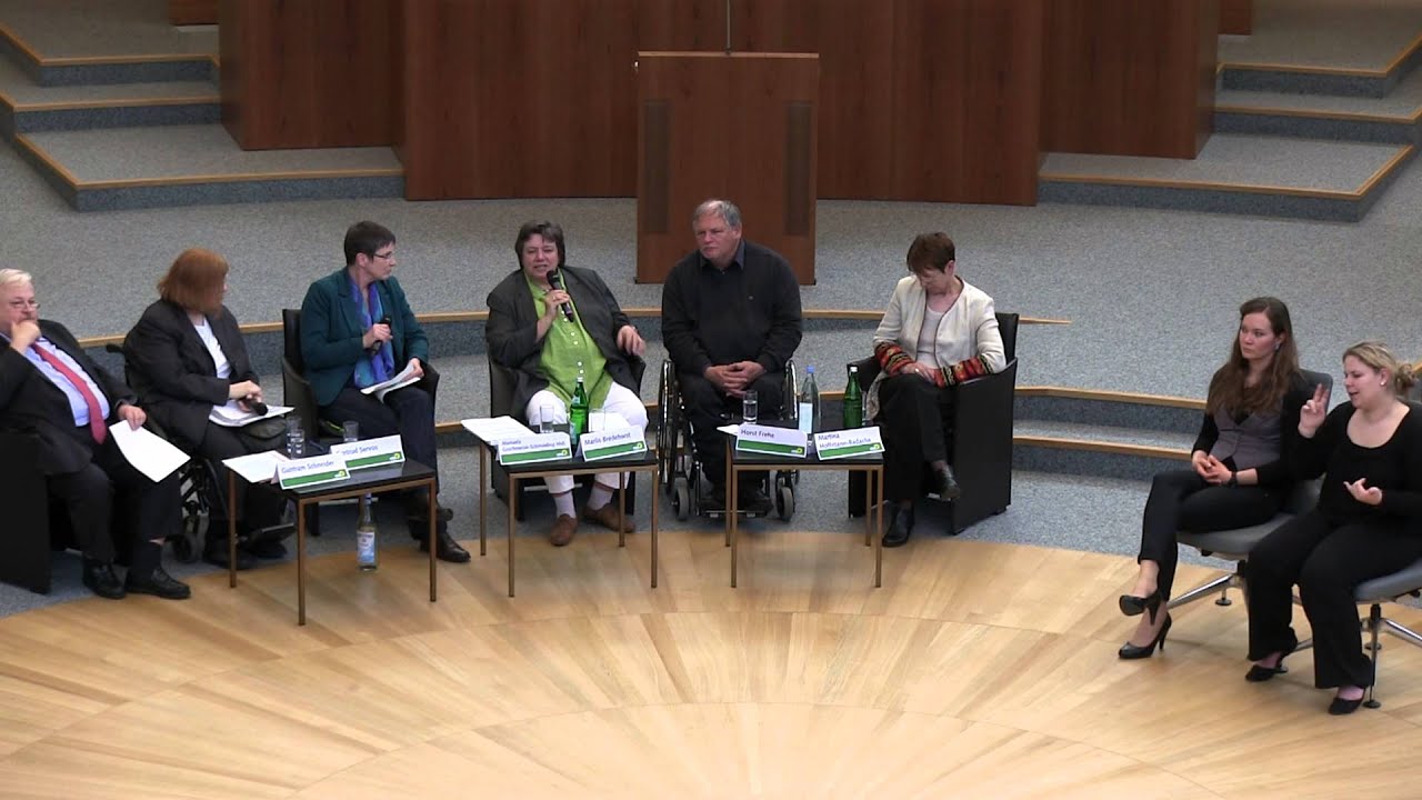 Podiumsdiskussion zum Thema Inklusion - YouTube