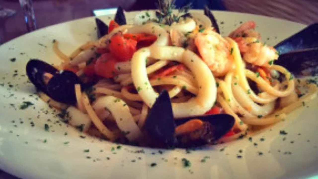 PINOCCHIO RESTAURANTS AND FLAVOUR OF ITALY - YouTube