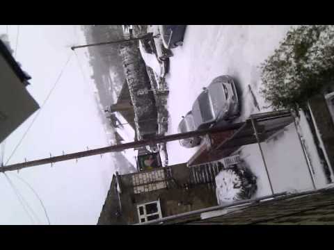 Snow in Hadfield Glossop 23rd March 2013 - YouTube