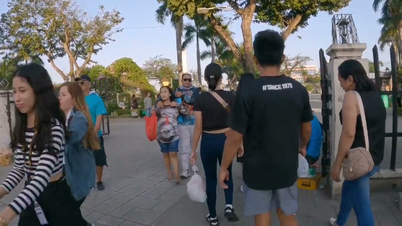 BIGGEST PLAZA ENTIRE CEBU CITY PHILIPPINES - YouTube