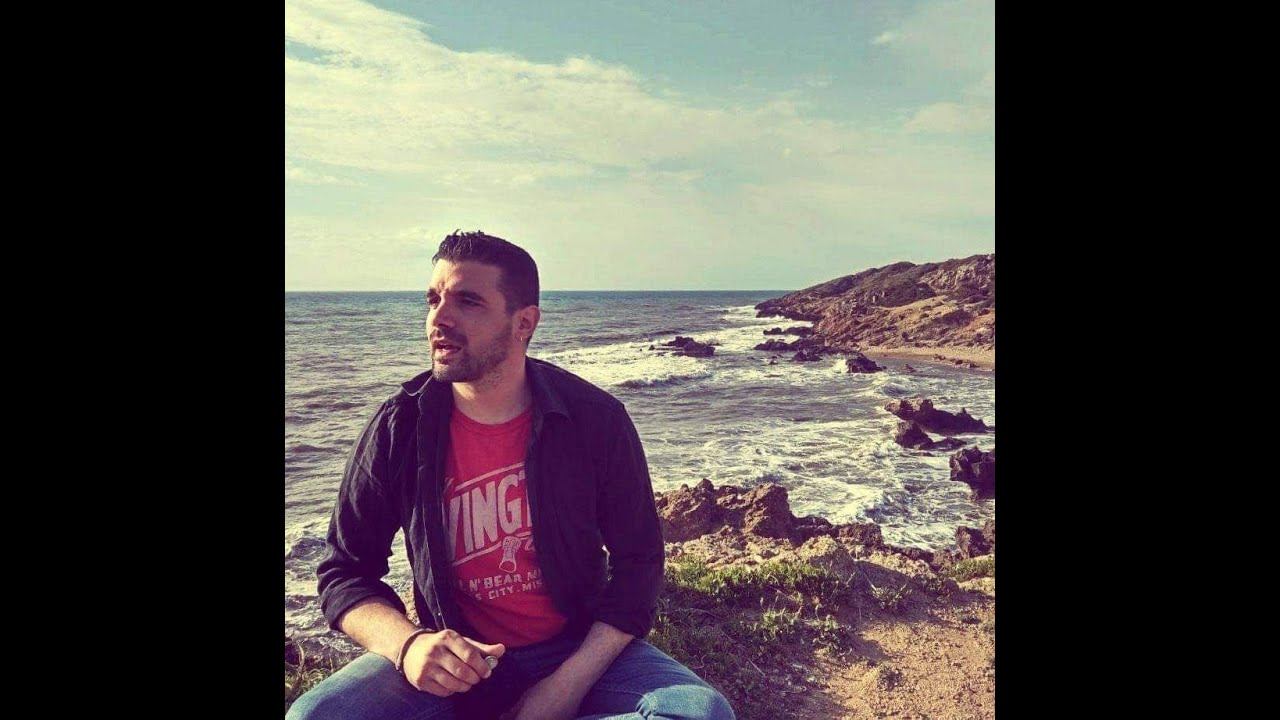 Πάνος Φραγκιαδάκης - " Να είχα λίγο σπανάκι " (ΛοΓό) - YouTube