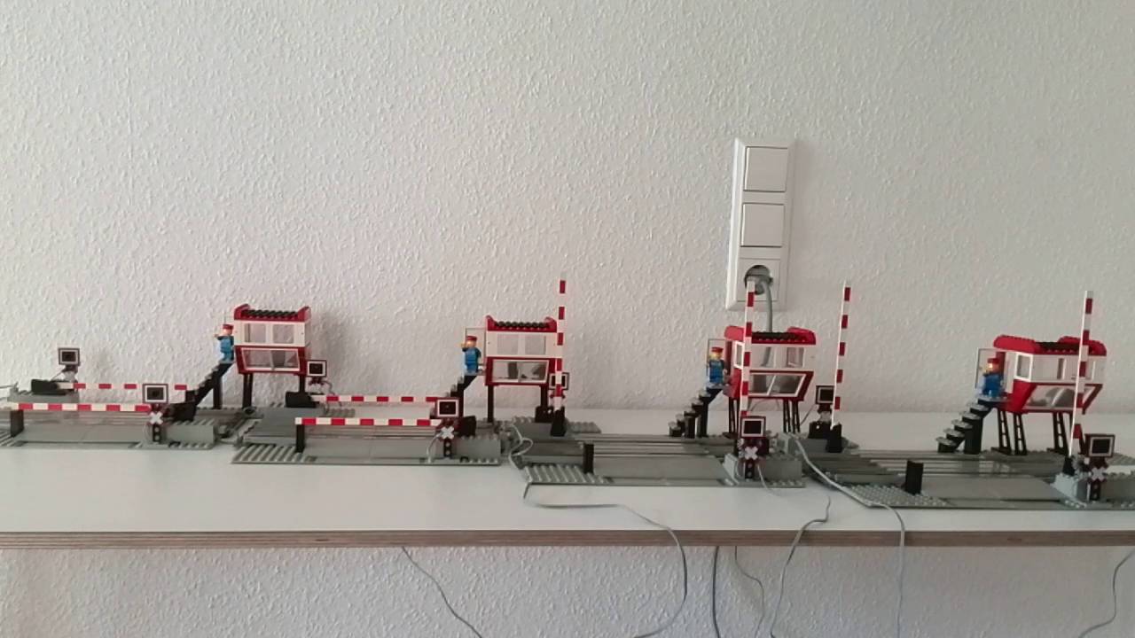LEGO 7866 level crossing Bahnübergang 12V train Eisenbahn interpoko ...