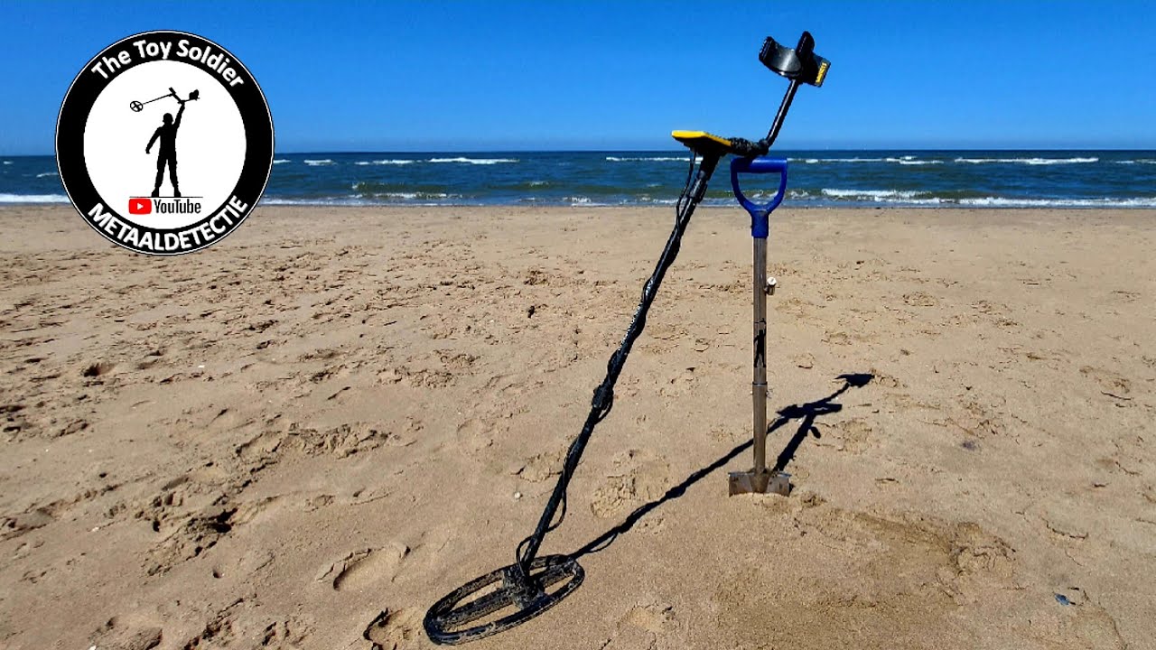 Mijn kortste video Met de metaaldetector op het strand - YouTube