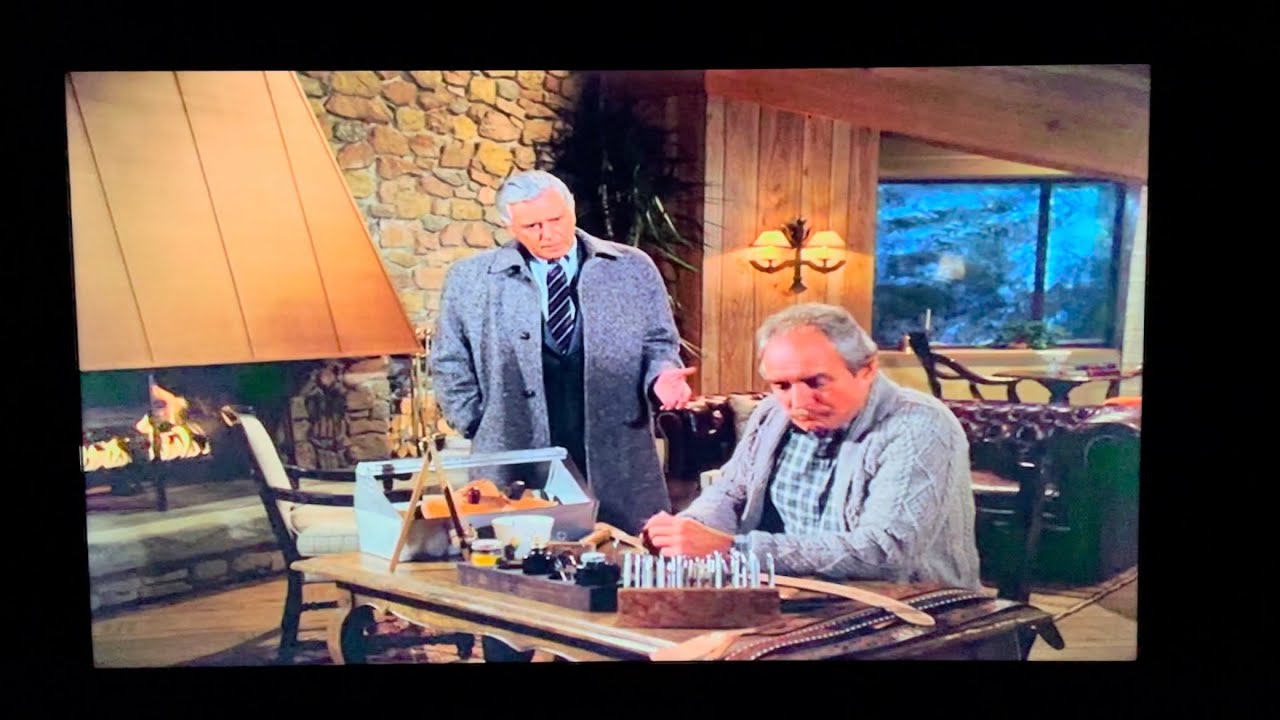 Dynasty: Blake talks to Arthur Whitcomb. - YouTube
