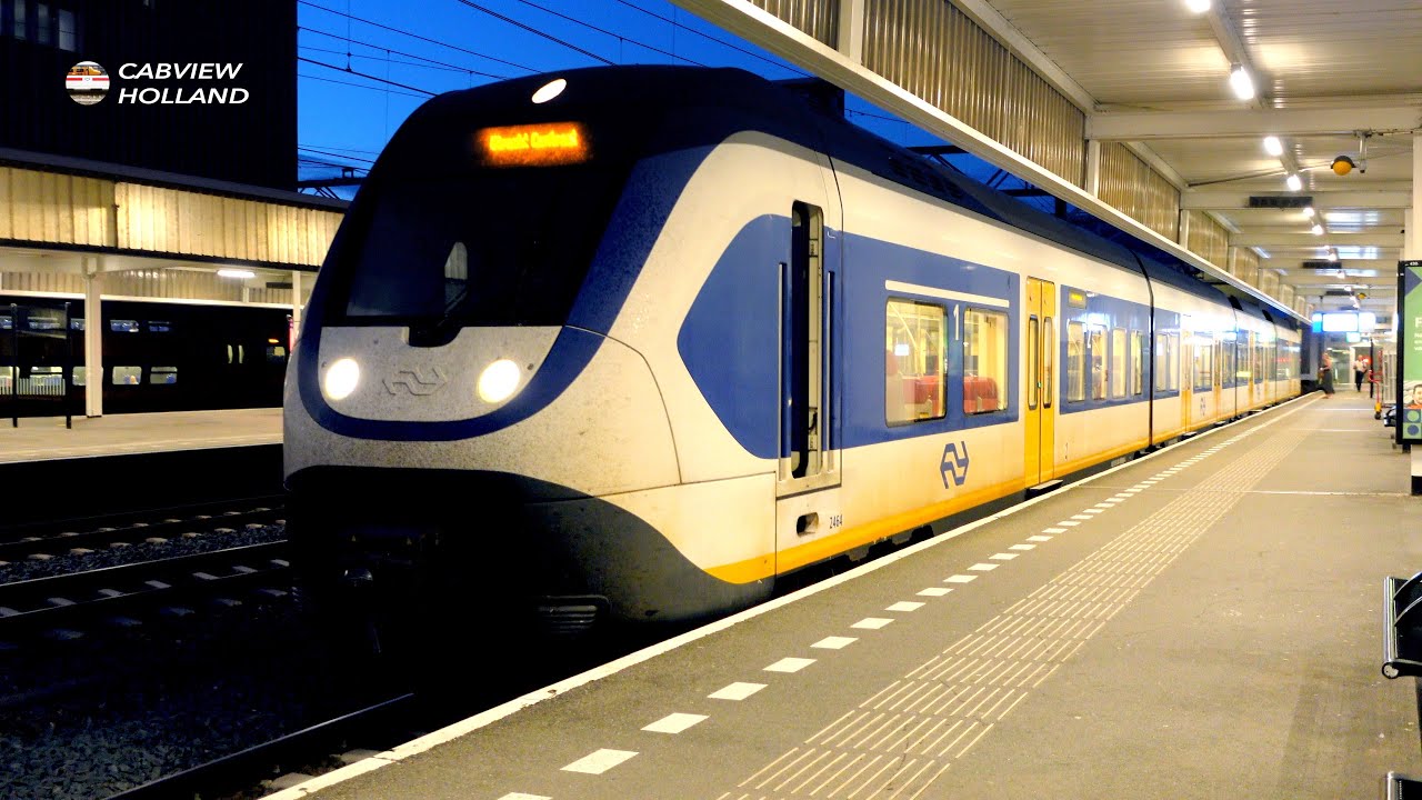 Night train: Leiden - Alphen - Utrecht SLT 8800 3/88/2022 - YouTube