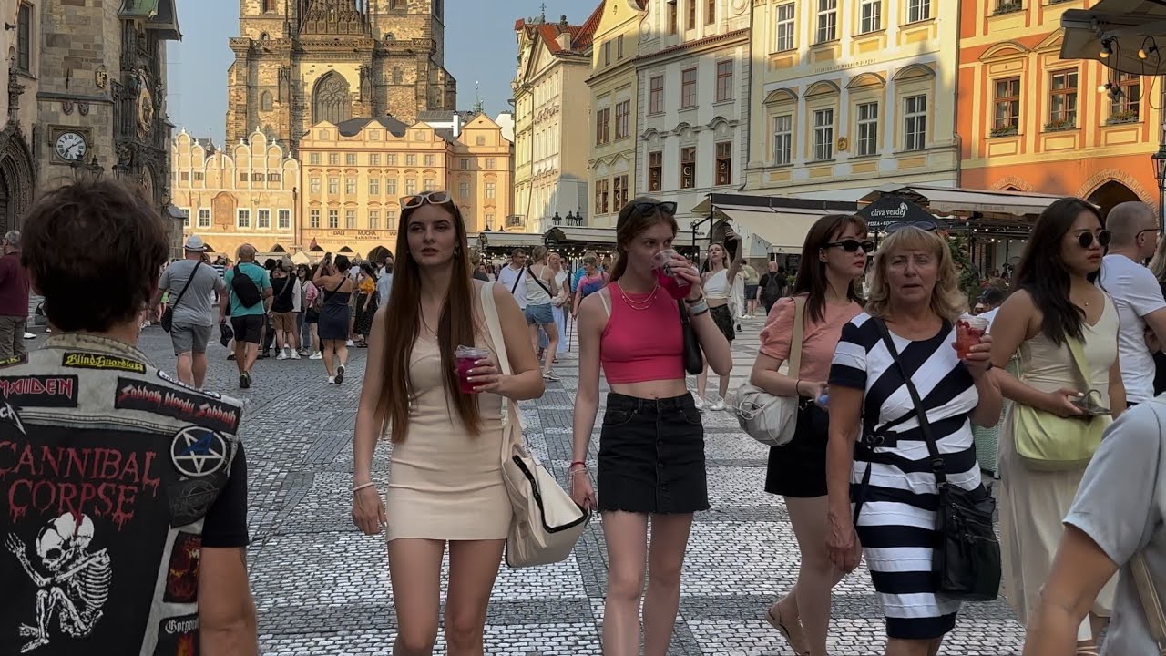 🇨🇿 PRAGUE SUMMER WALKING TOUR, THE ENCHANTING STREETS OF PRAGUE ...