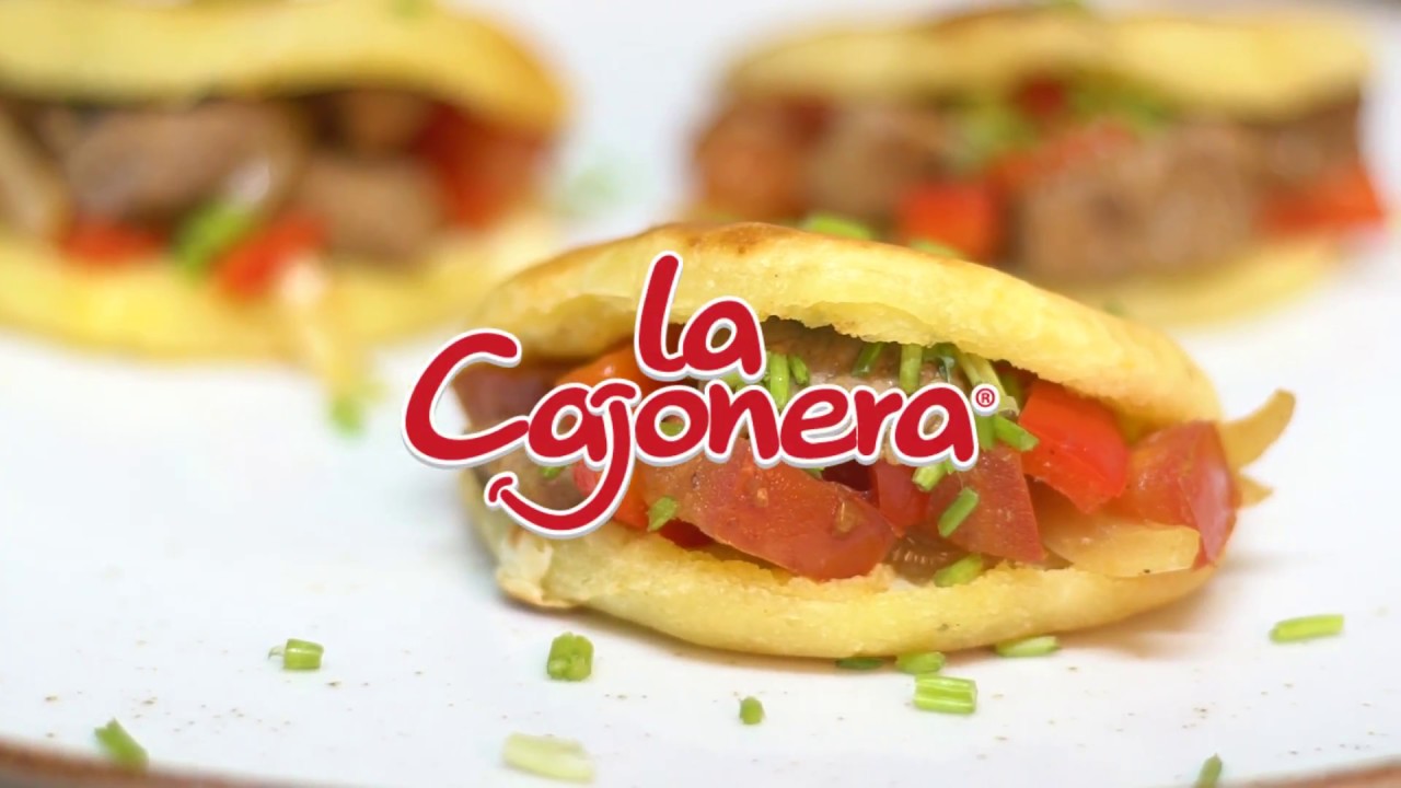 AREPAS RELLENAS LA CAJONERA® CON LOMO SALTADO - YouTube